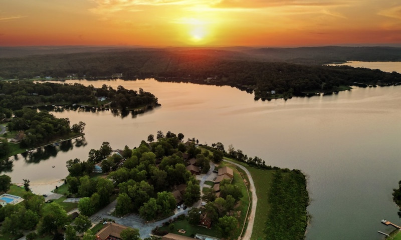 🌅 One Lake is Nice. Two is a Lifestyle. (USA, Arkansas, Izard County ...